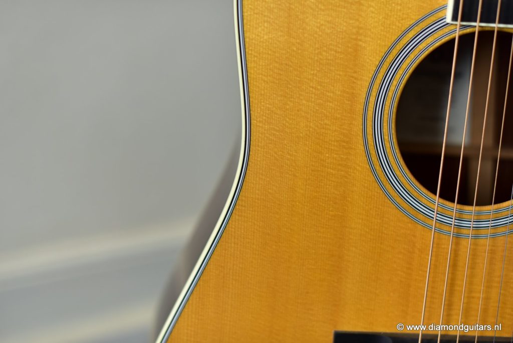 Martin D-35 Custom Shop 50th Anniversary - Diamond Guitars