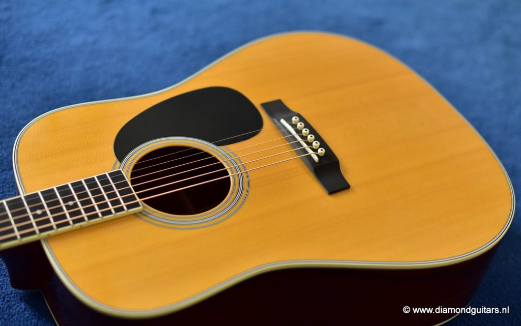 Martin D-35 Custom Shop 50th Anniversary - Diamond Guitars