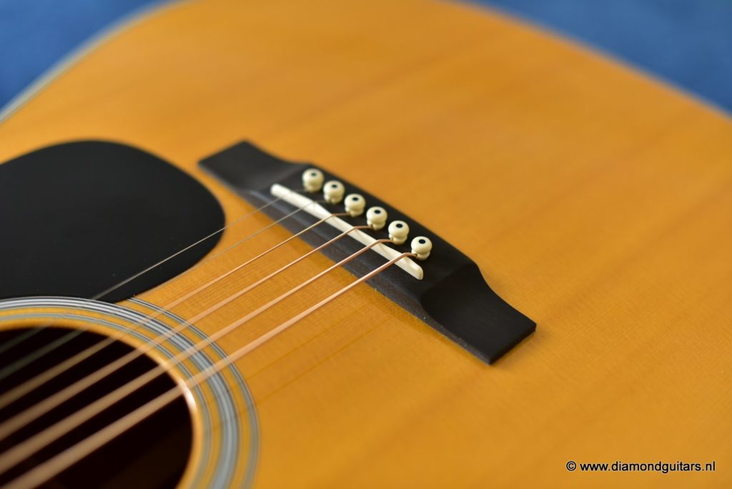 Martin D-35 Custom Shop 50th Anniversary - Diamond Guitars