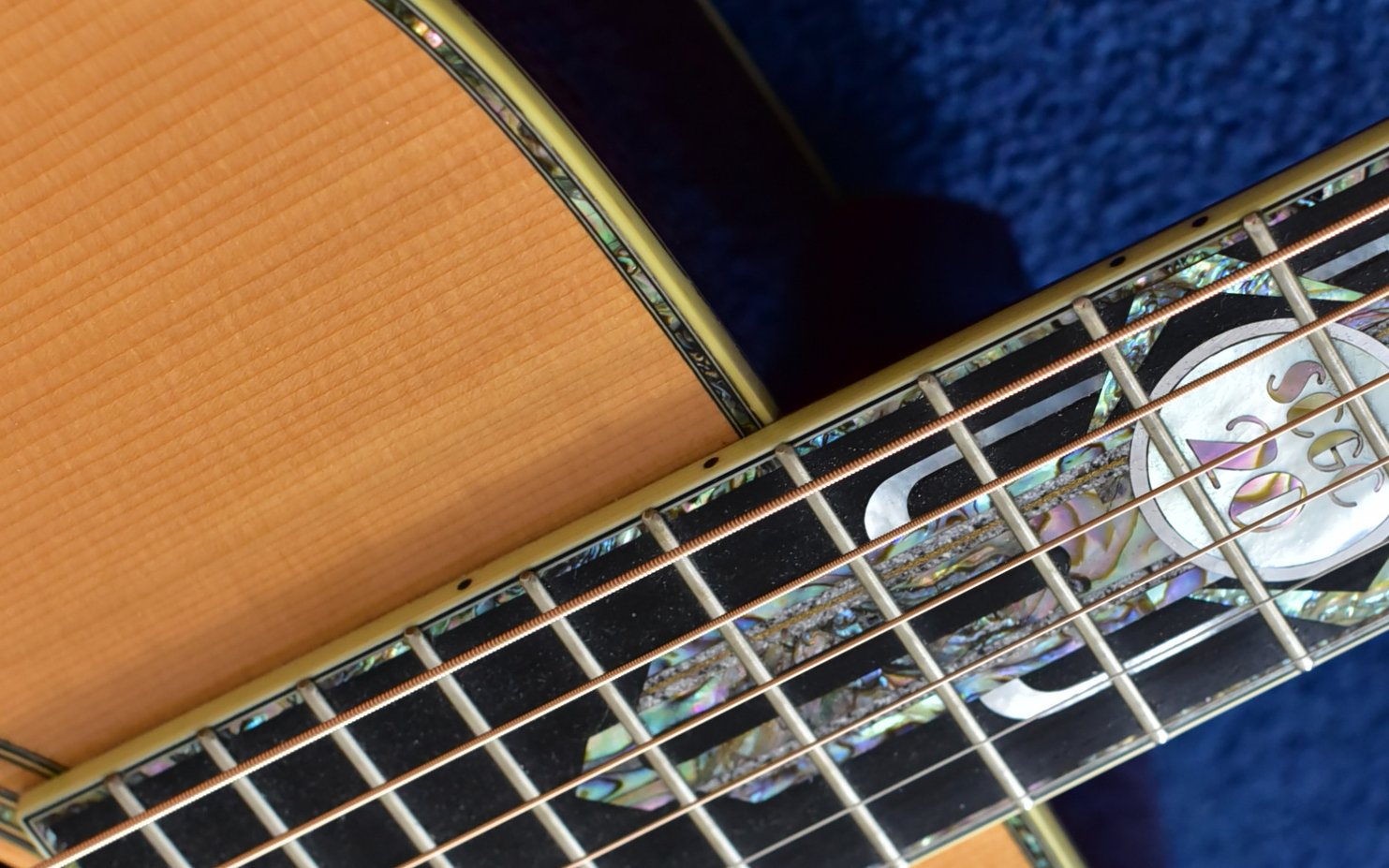 Diamond Guitars Amsterdam | Diamond Guitars