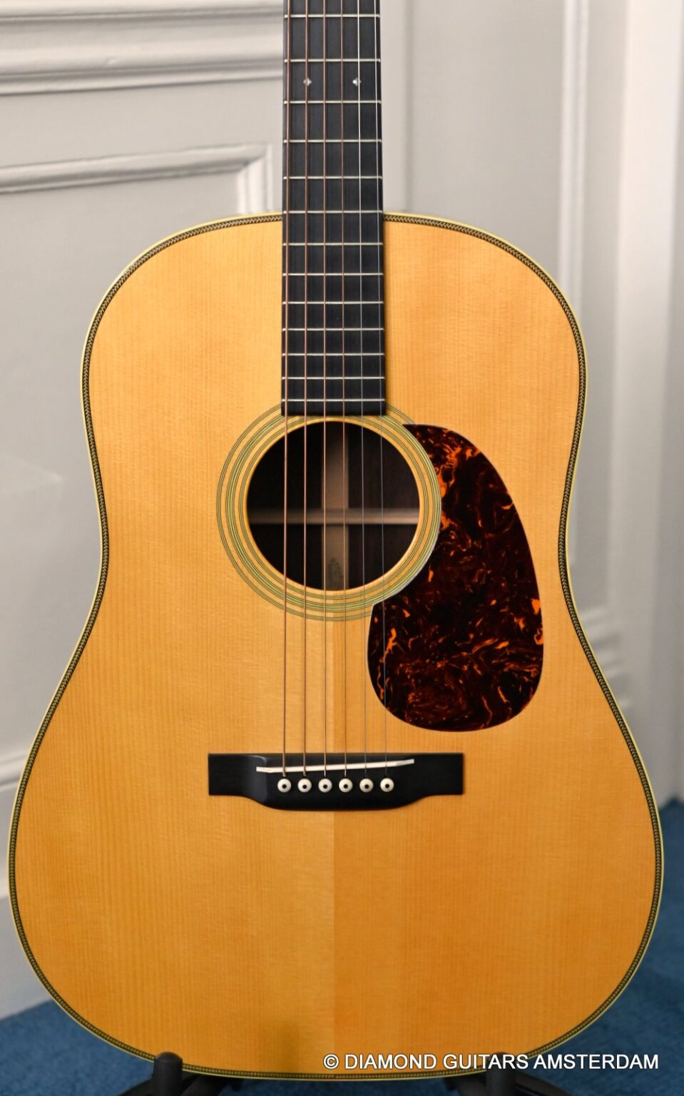 Martin D-28 Authentic 1931 - Diamond Guitars
